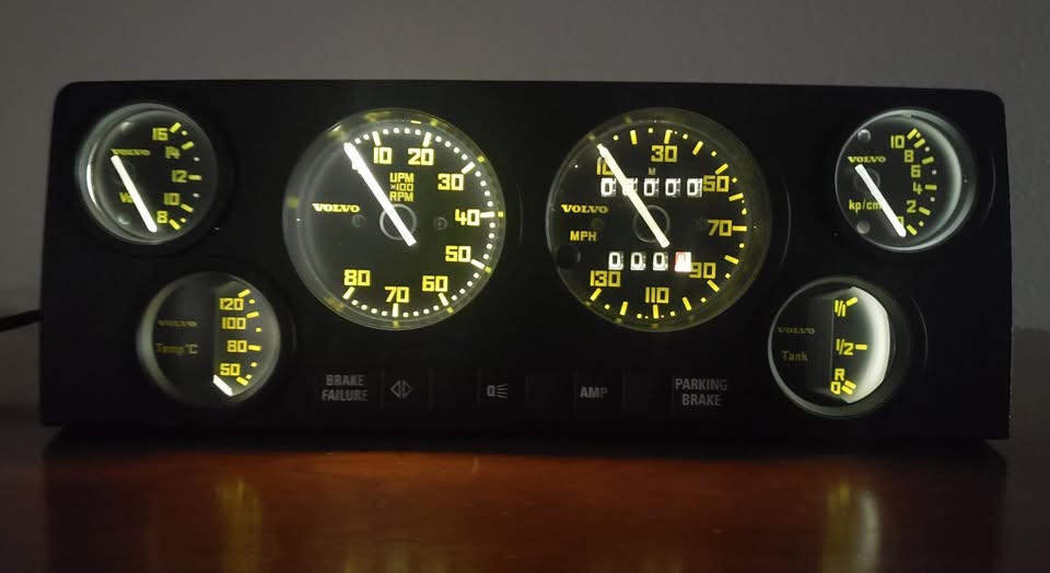 VOLVO 240 GT GUAGE CLUSTER – volvo
